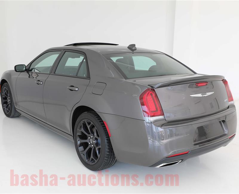 Chrysler 300s - Model 2020 | V8 engine | 5.7L | 363 HP